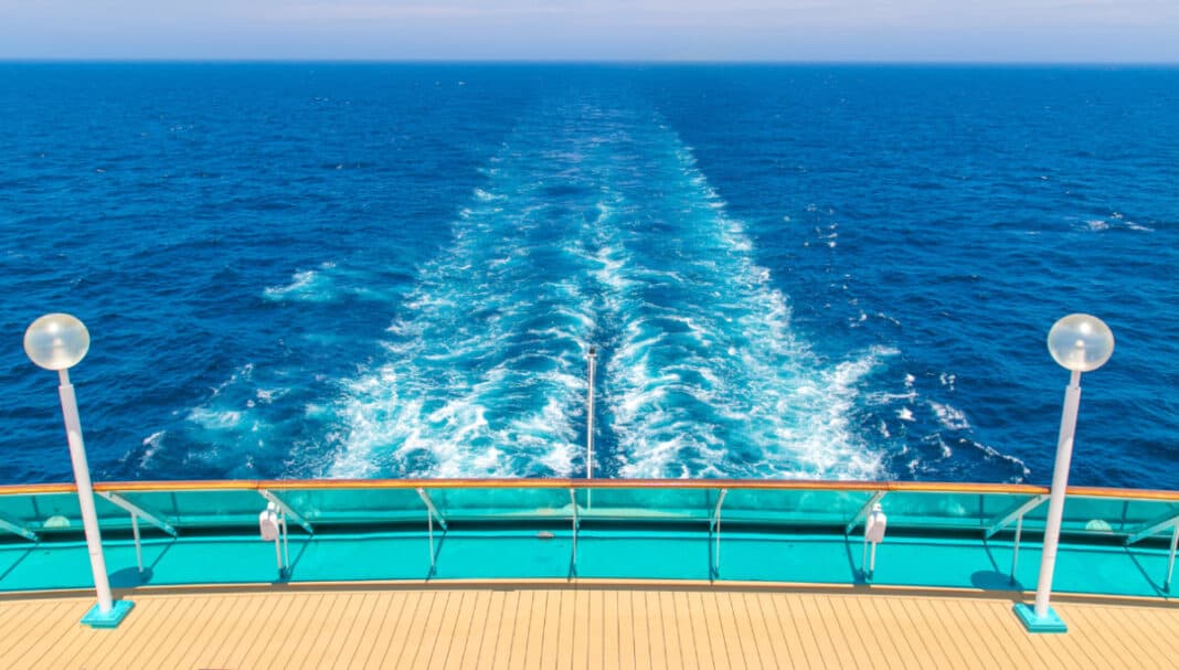How Fast Do Cruise Ships Go?