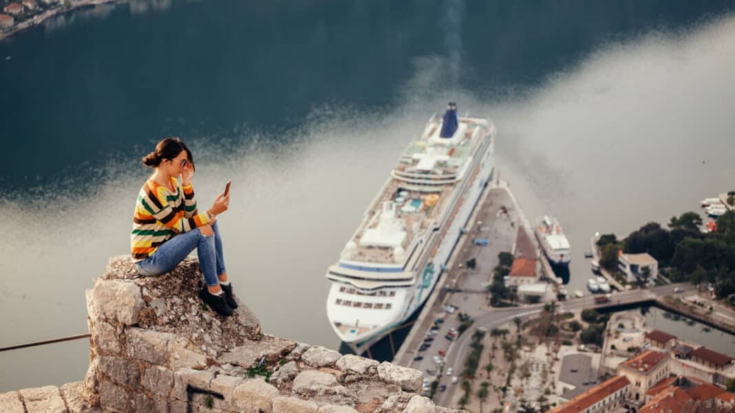 How to Text on a Cruise Ship for Free
