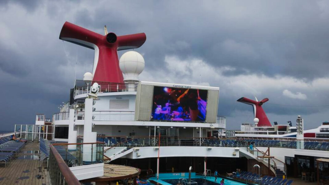 Carnival Cruise Line Provides Urgent Hurricane Fleet Update