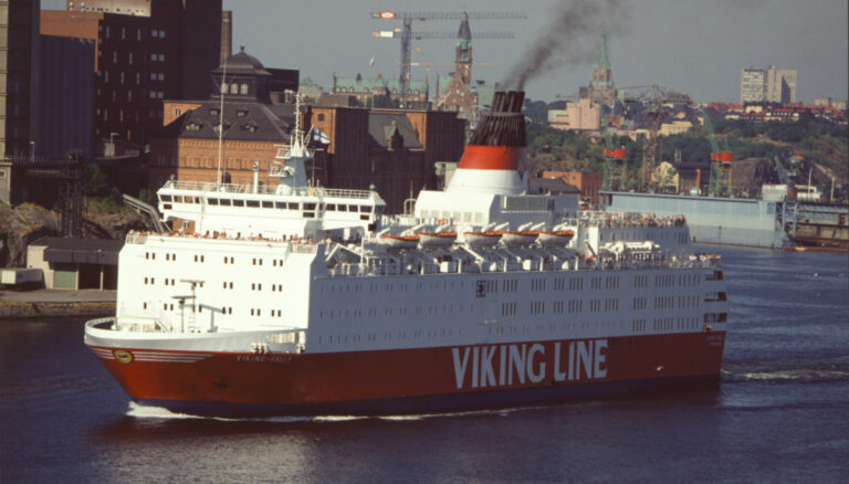 How Many Cruise Ships Have Sunk in History?