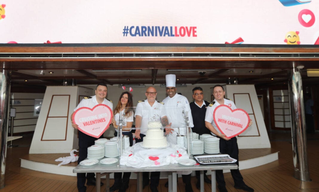 Carnival Cruise Guests Take Part in Largest-Ever Vow Renewal at Sea