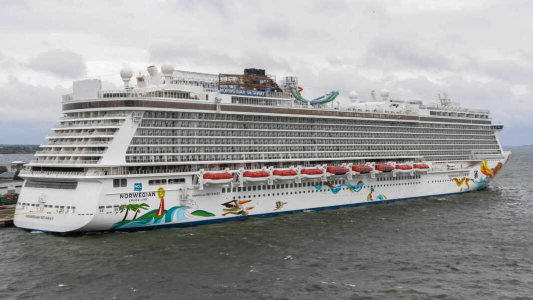 Norwegian Cruise Ships By Size (Biggest to Smallest)