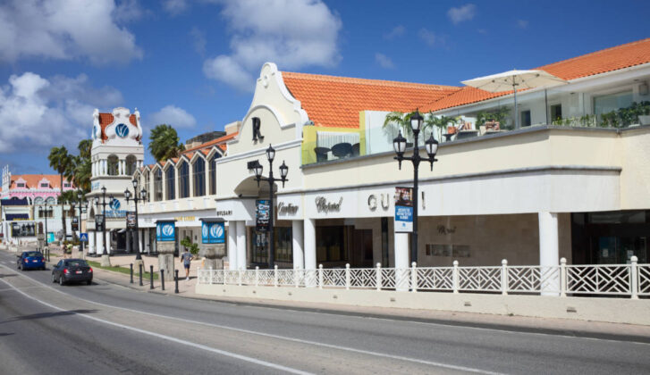 Aruba Cruise Port: Piers, Getting Around and What's Nearby