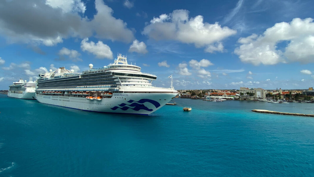 Aruba Cruise Port: Piers, Getting Around and What's Nearby