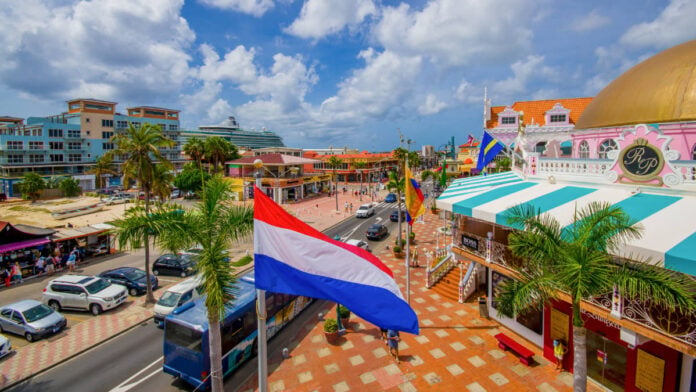 Aruba Cruise Port: Piers, Getting Around and What's Nearby
