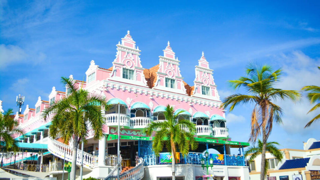Aruba Cruise Port: Piers, Getting Around and What's Nearby