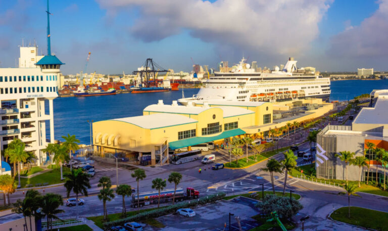 Fort Lauderdale Cruise Port: Piers, Amenities, and Getting Around