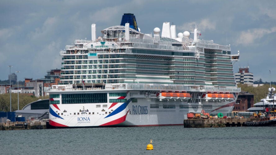 P&O Cruises Ship Remains Docked Due to Rough Weather