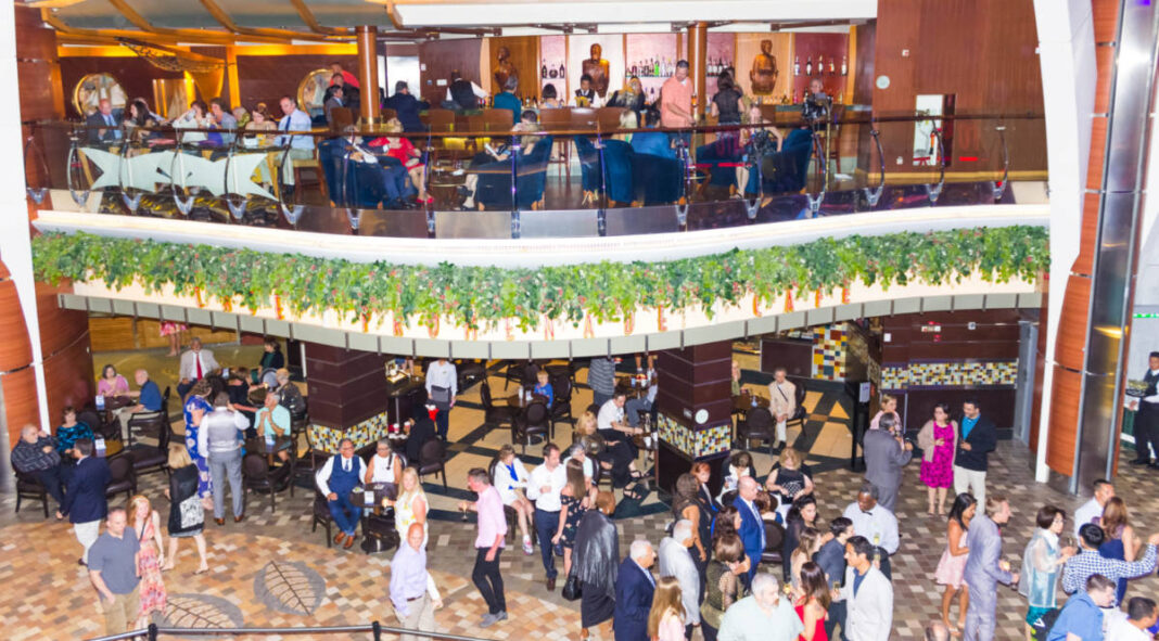 How to Dress for Royal Caribbean Formal Night and What It's All About