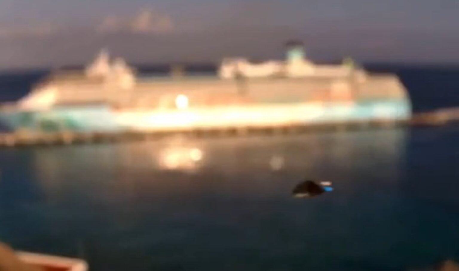 Mysterious UFO Flies Past Cruise Ship Docked in Mexico