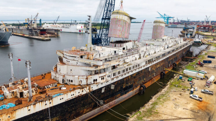 Group Pushes on Last-Ditch Effort to Save Iconic US Ocean Liner