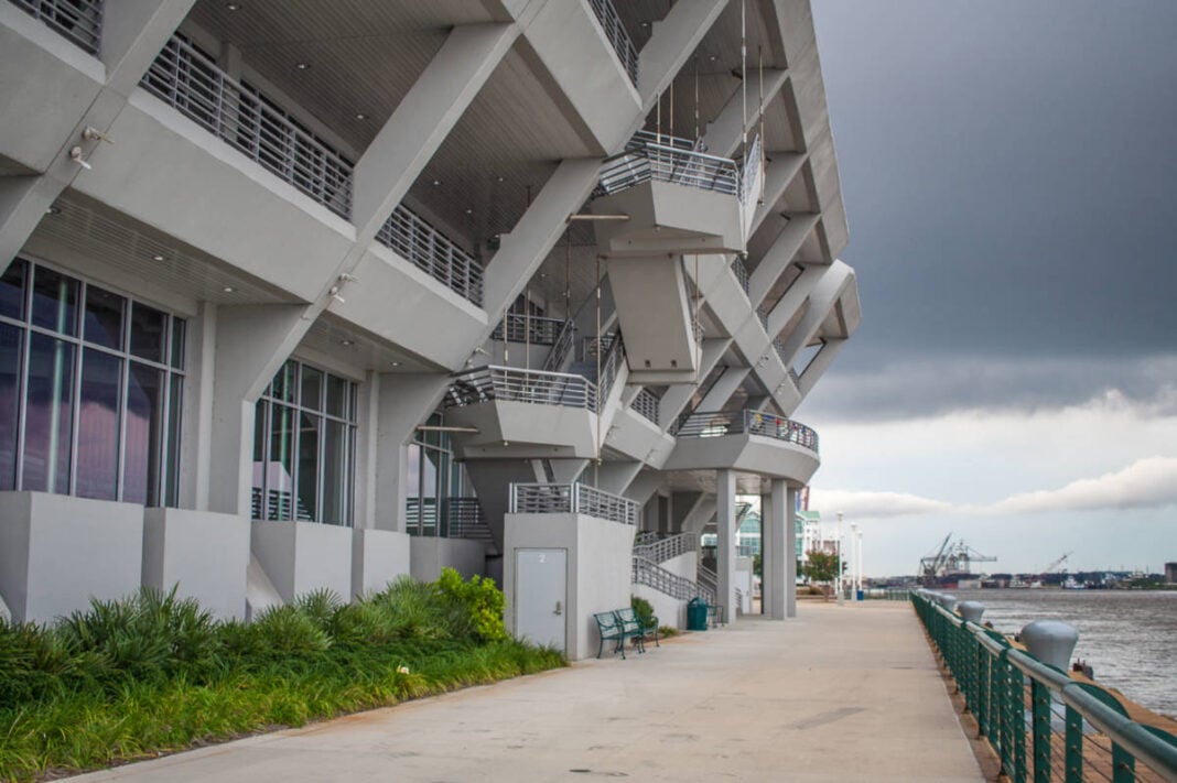 Mobile Cruise Port: How to Get There, Piers, and Full Guide